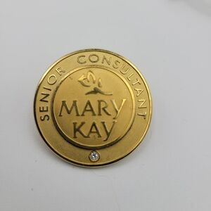 Jewelry | Vintage Gold Tone Mary Kay Lapel Pin | Poshmark